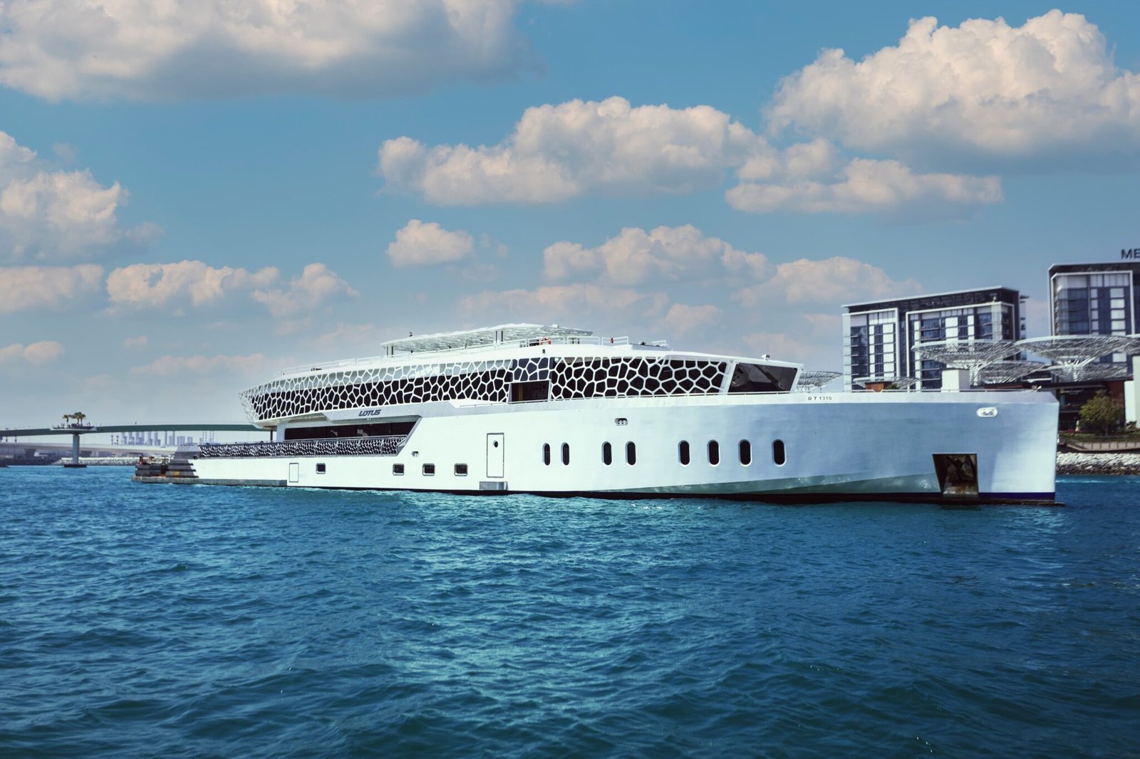 FIVE STAR MEGA YACHT MARINA (PREMIUM) - Premium Dhow Cruise